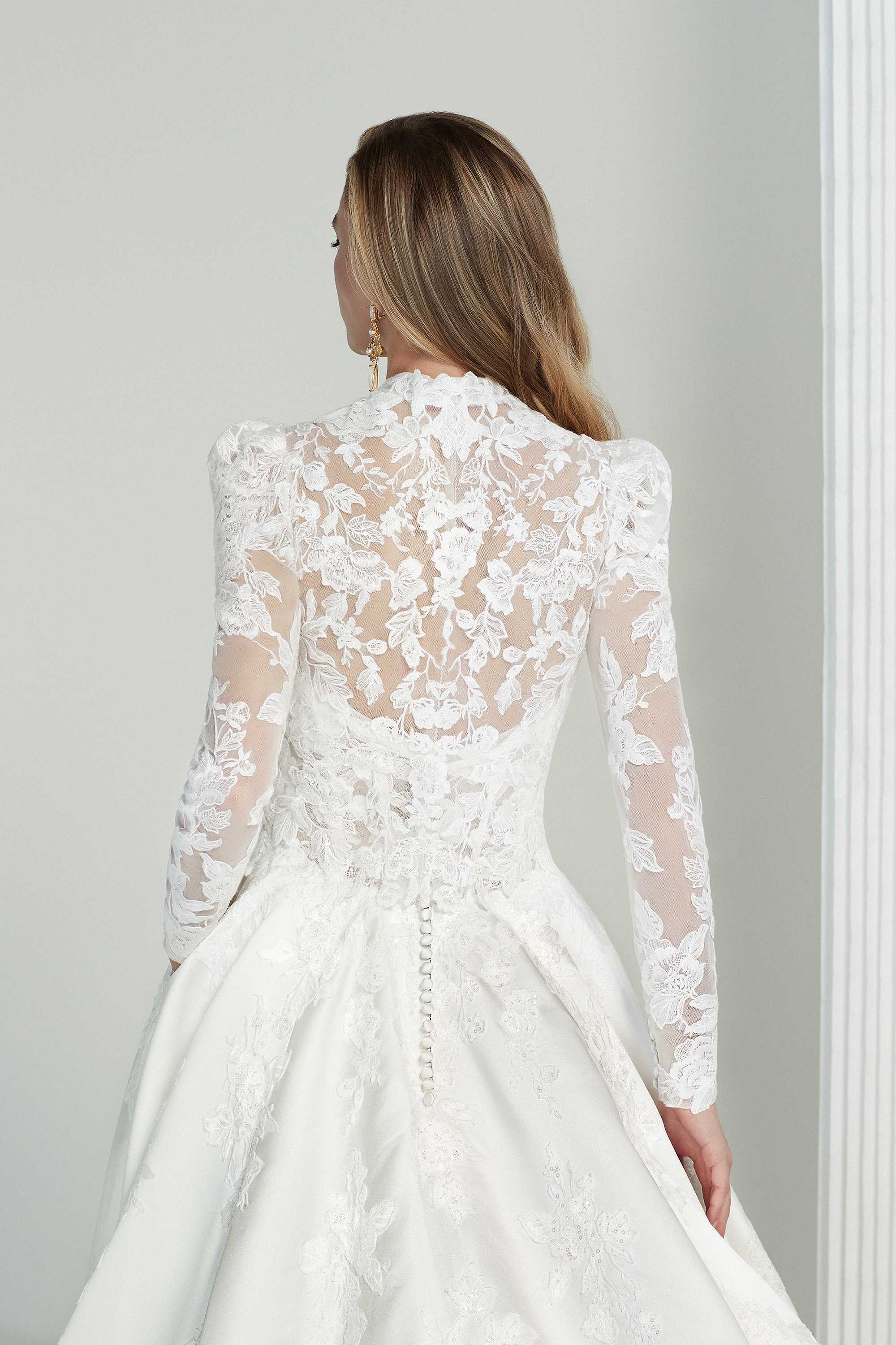 Style ELIZABETH JACKET: Lace Jacket with Mandarin Collar and Puff ...