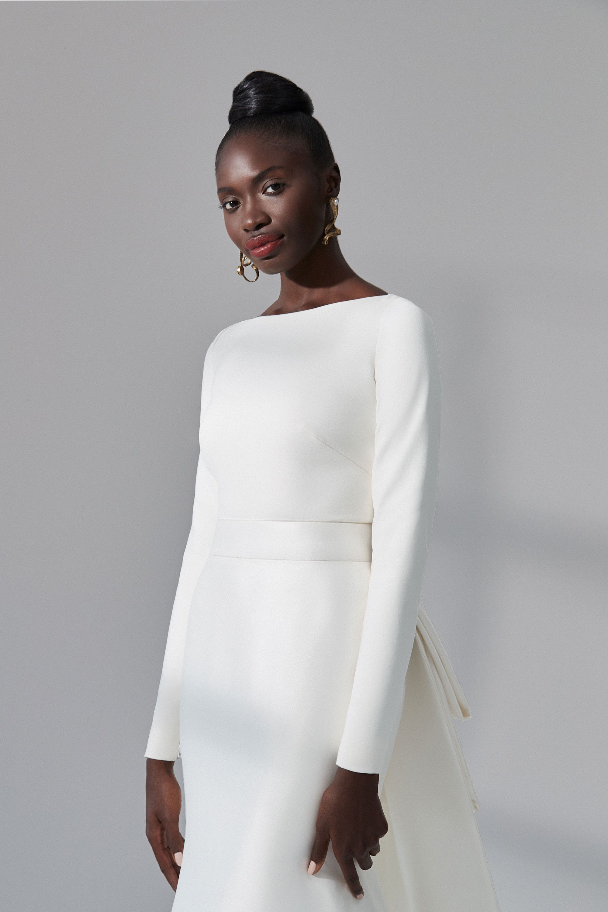 Style DAVIS TRAIN: Detachable Stretch Mikado Bow Train | Justin ...