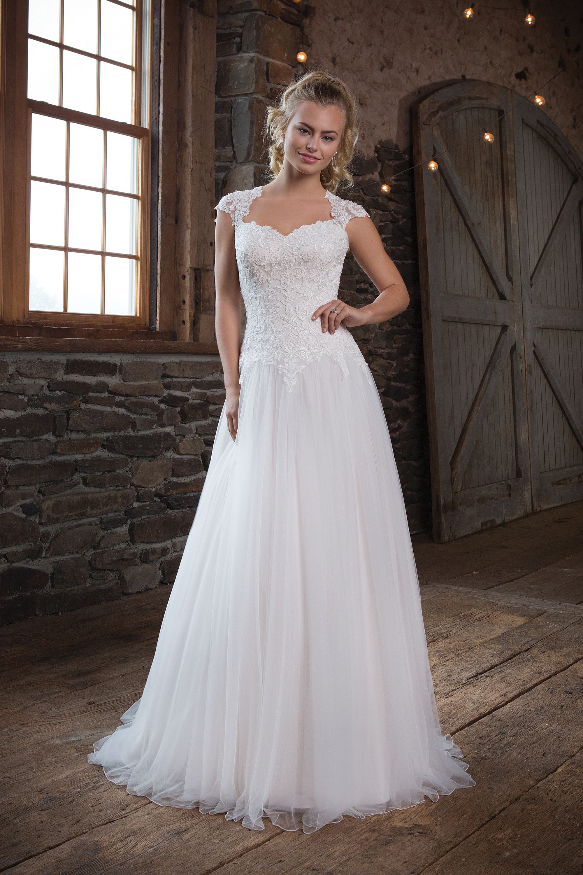 Style 1122: Soft Tulle Ball Gown with Basque Waist | Sweetheart Gowns