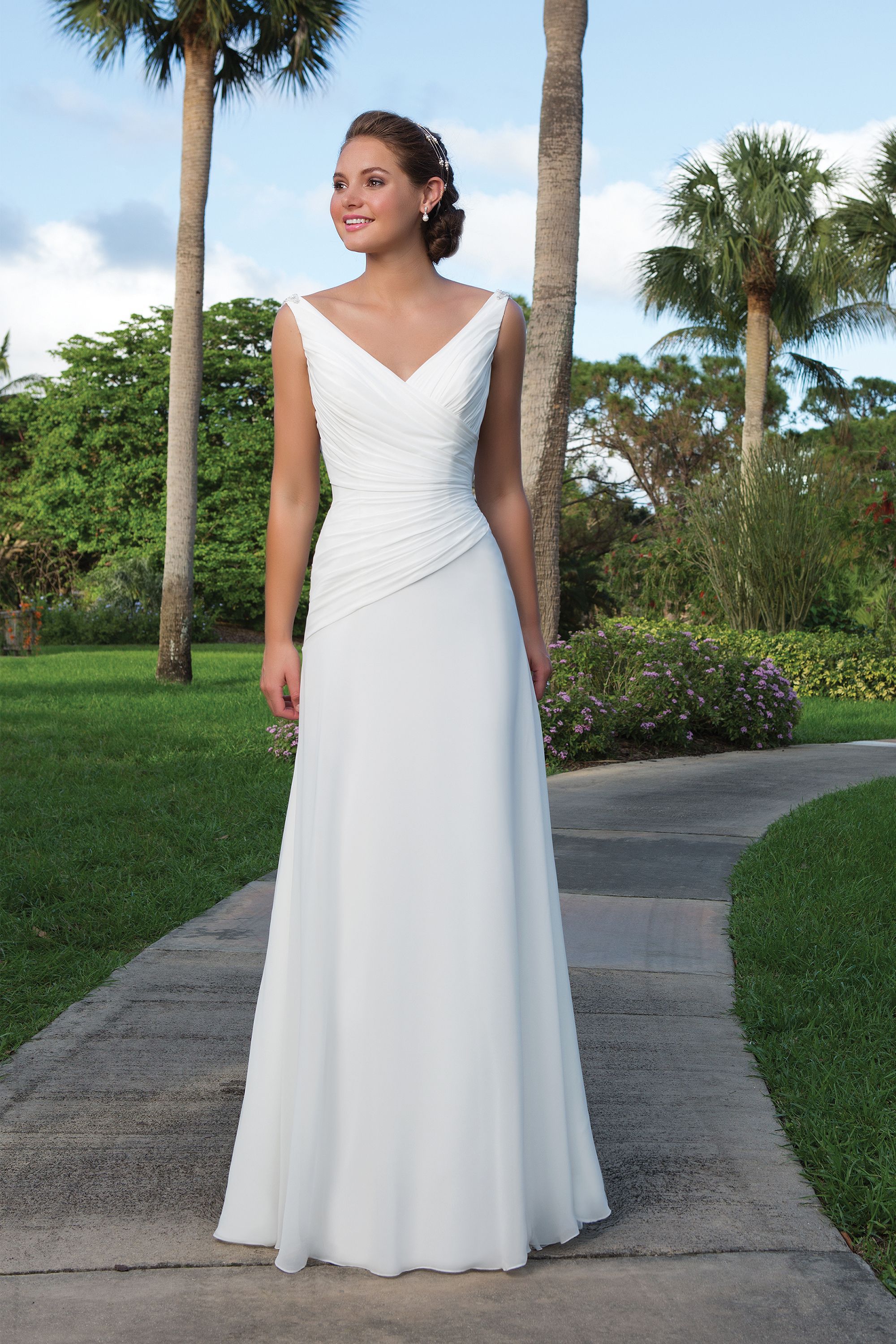 Style 6118: Chiffon Straight Gown with V-Neck | Sweetheart Gowns